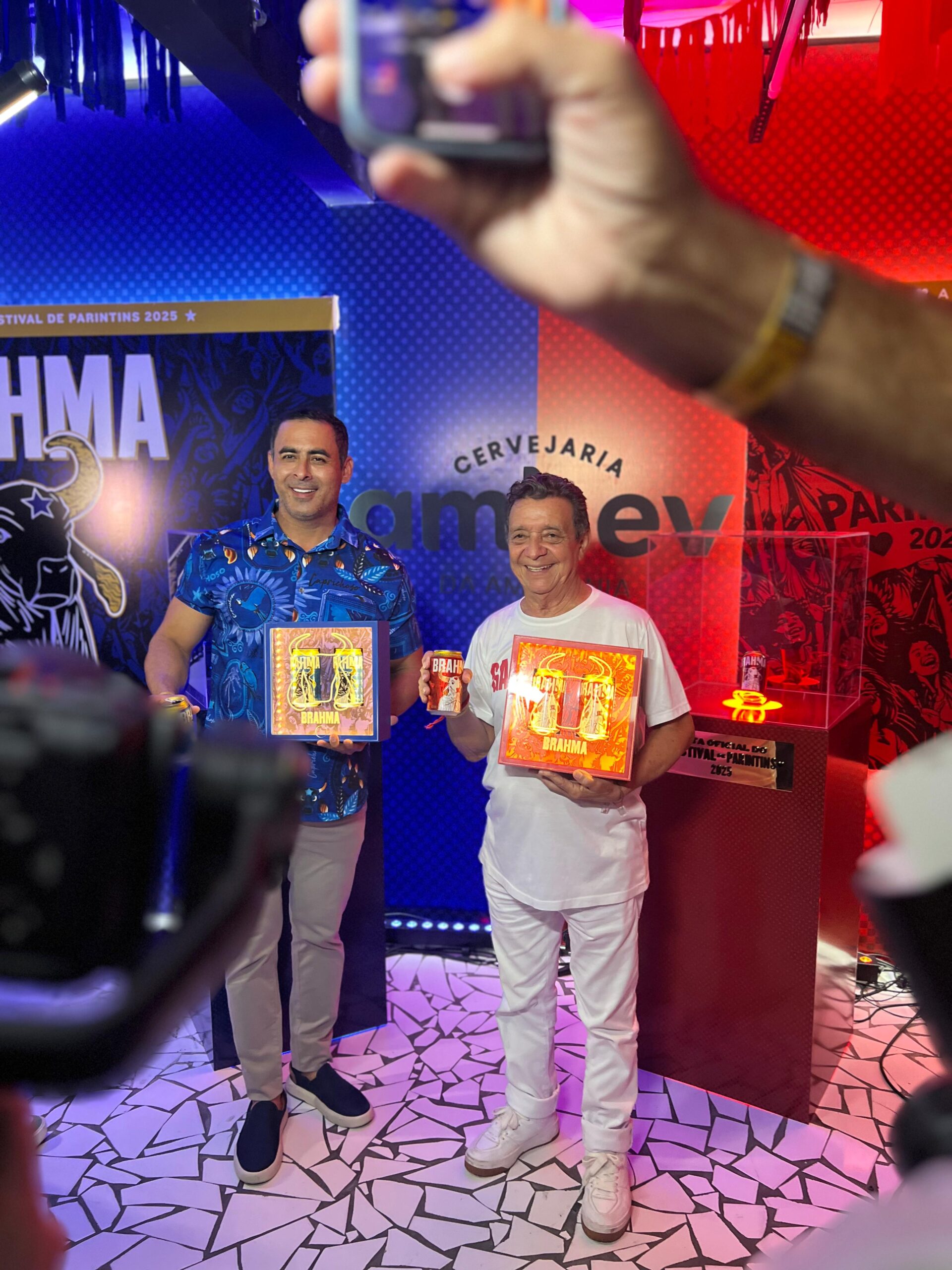 Brahma lança latas personalizadas de Parintins 2025 com arte, paixão e ...